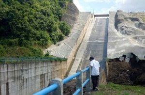 Bangunan Pelimpah (Spillway): Jenis dan Klasifikasinya - SISIPIL.COM
